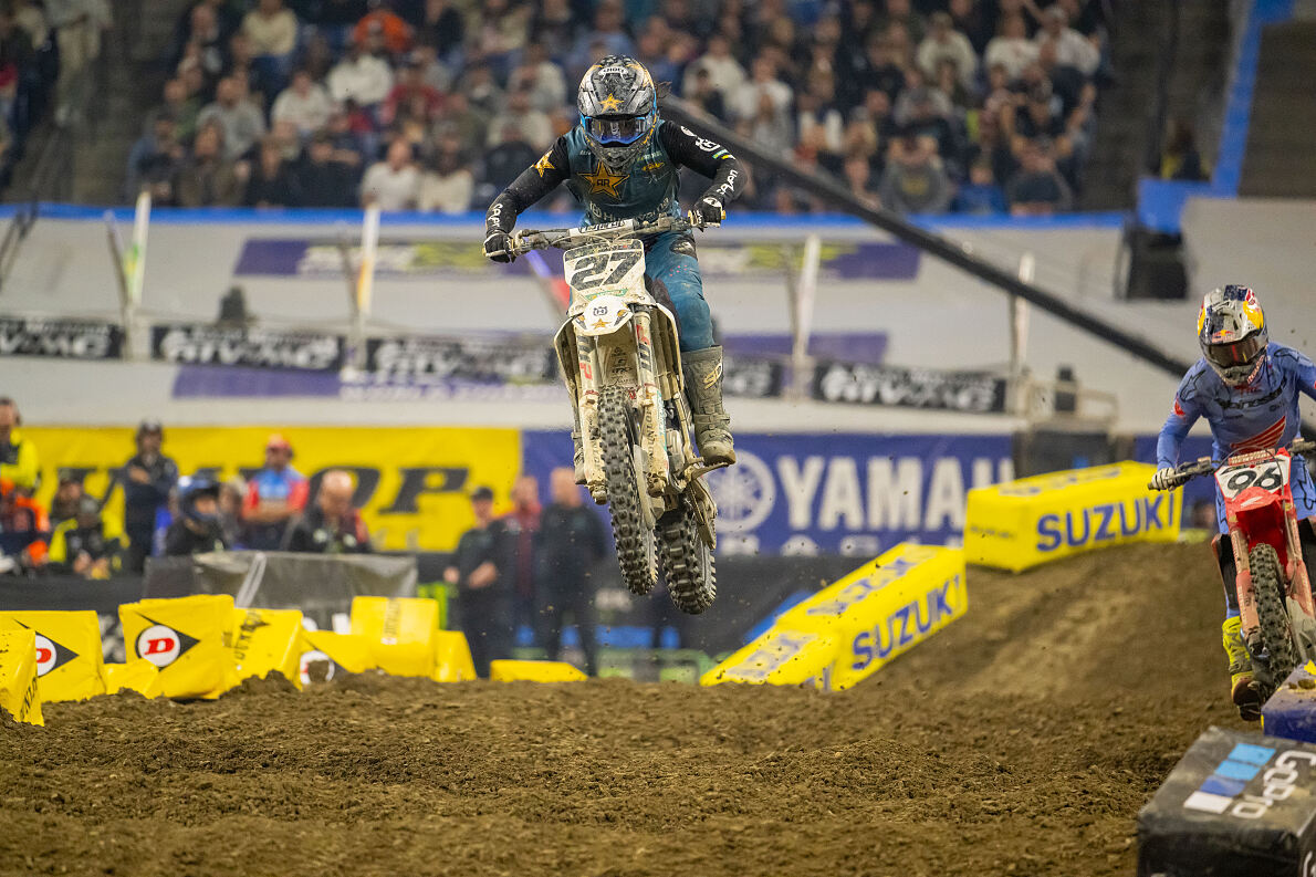 Momentum in the Indianapolis 2024 AMA Supercross Championship • Total ...