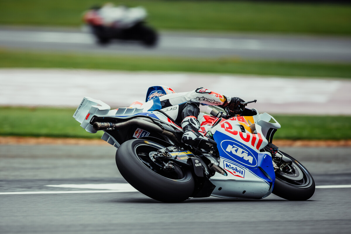Unique 75th anniversary livery to Grand Prix points at British MotoGP ...