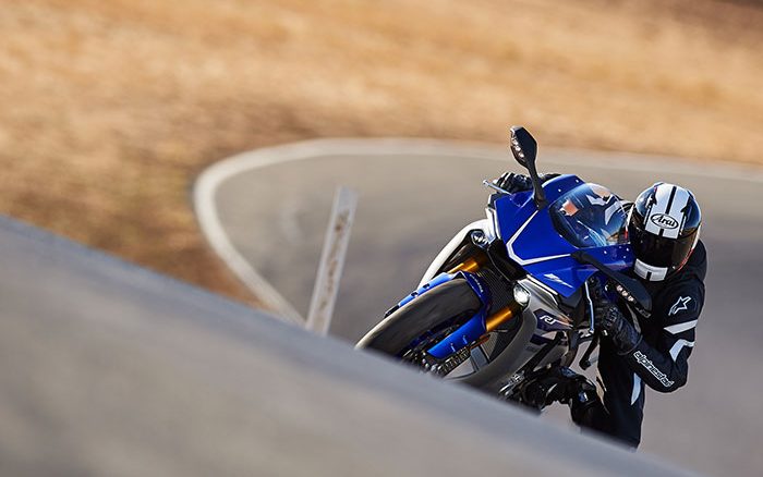 2016 Yamaha YZF-R1 Review