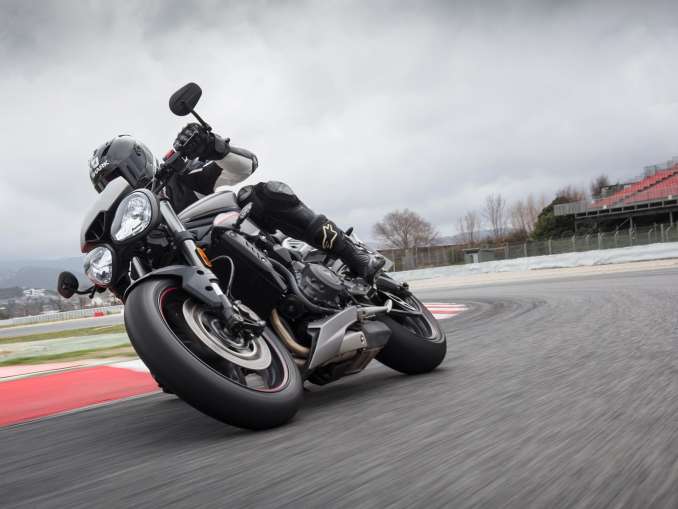 2019 Triumph Street Triple R LHR Review | Total Motorcycle