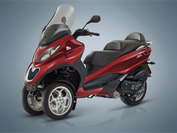 2018 Piaggio MP3 500 Sport LT ABS/ASR Review | Total Motorcycle