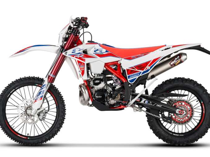 2018 Beta Xtrainer 300 Review • Total Motorcycle