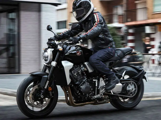 2020 Honda CBR300R Guide | Total Motorcycle