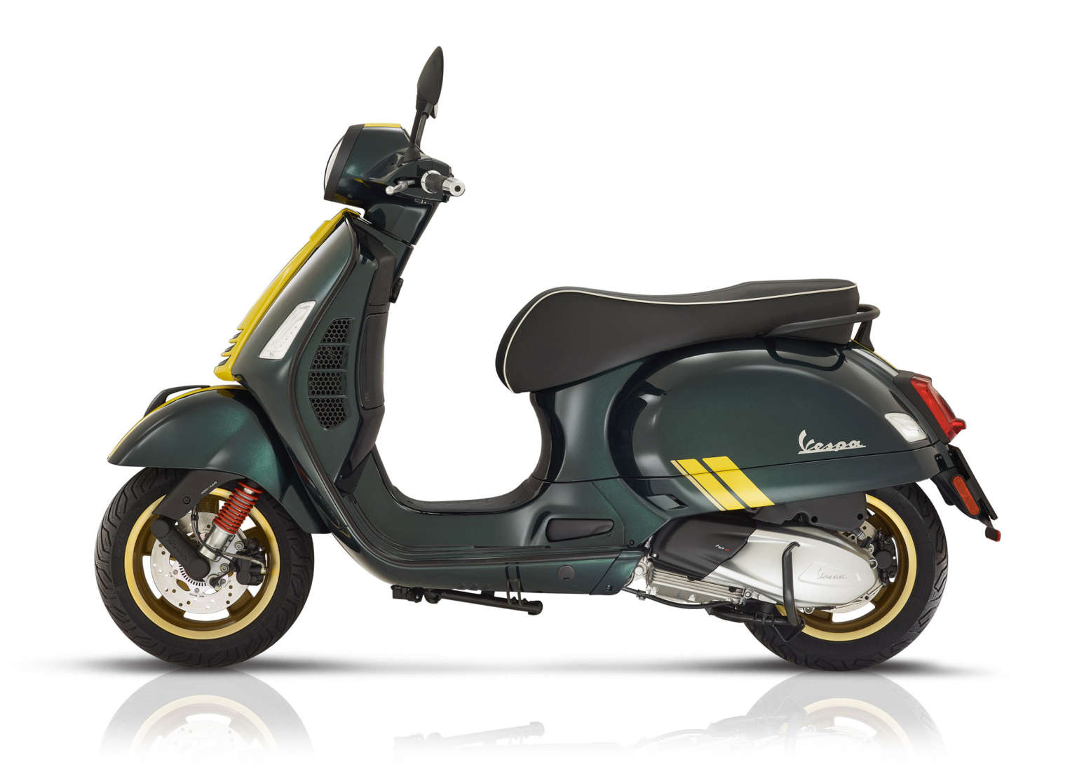 2020 Vespa Racing Sixties Guide | Total Motorcycle
