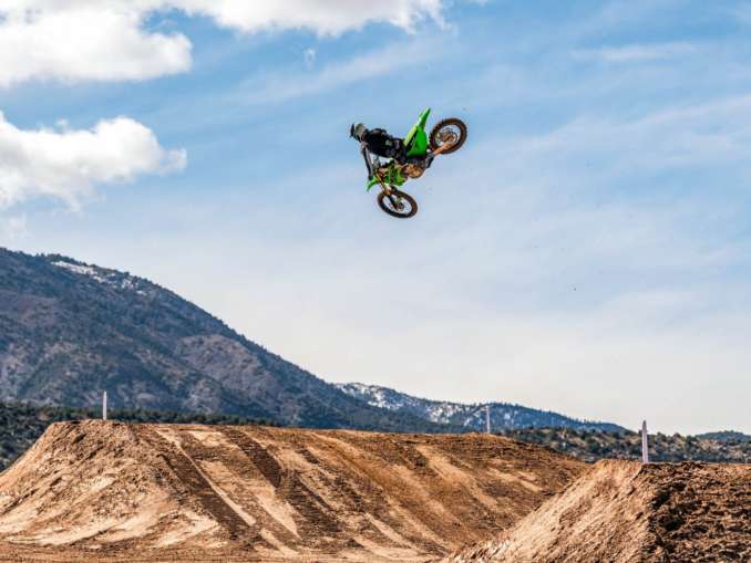 2021 Kawasaki KX100 Guide • Total Motorcycle