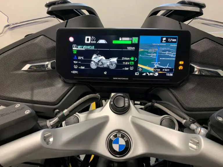 BMW introduces Digital intelligence into vehicles • Total Motorcycle