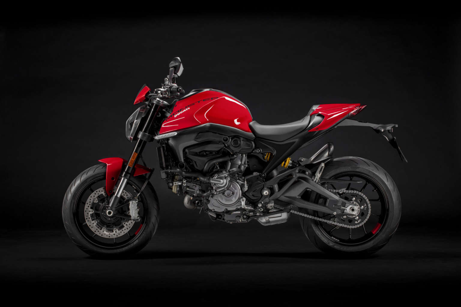 2022 Ducati Monster Plus Guide | Total Motorcycle
