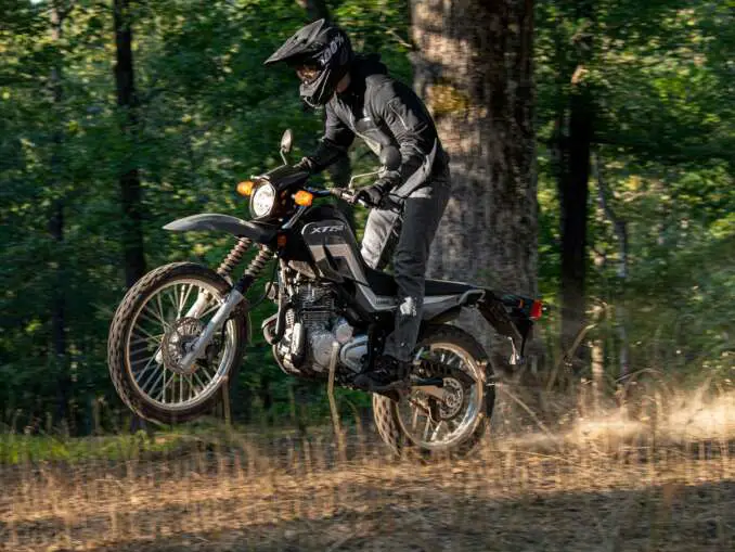 2022 Yamaha TW200 Guide | Total Motorcycle