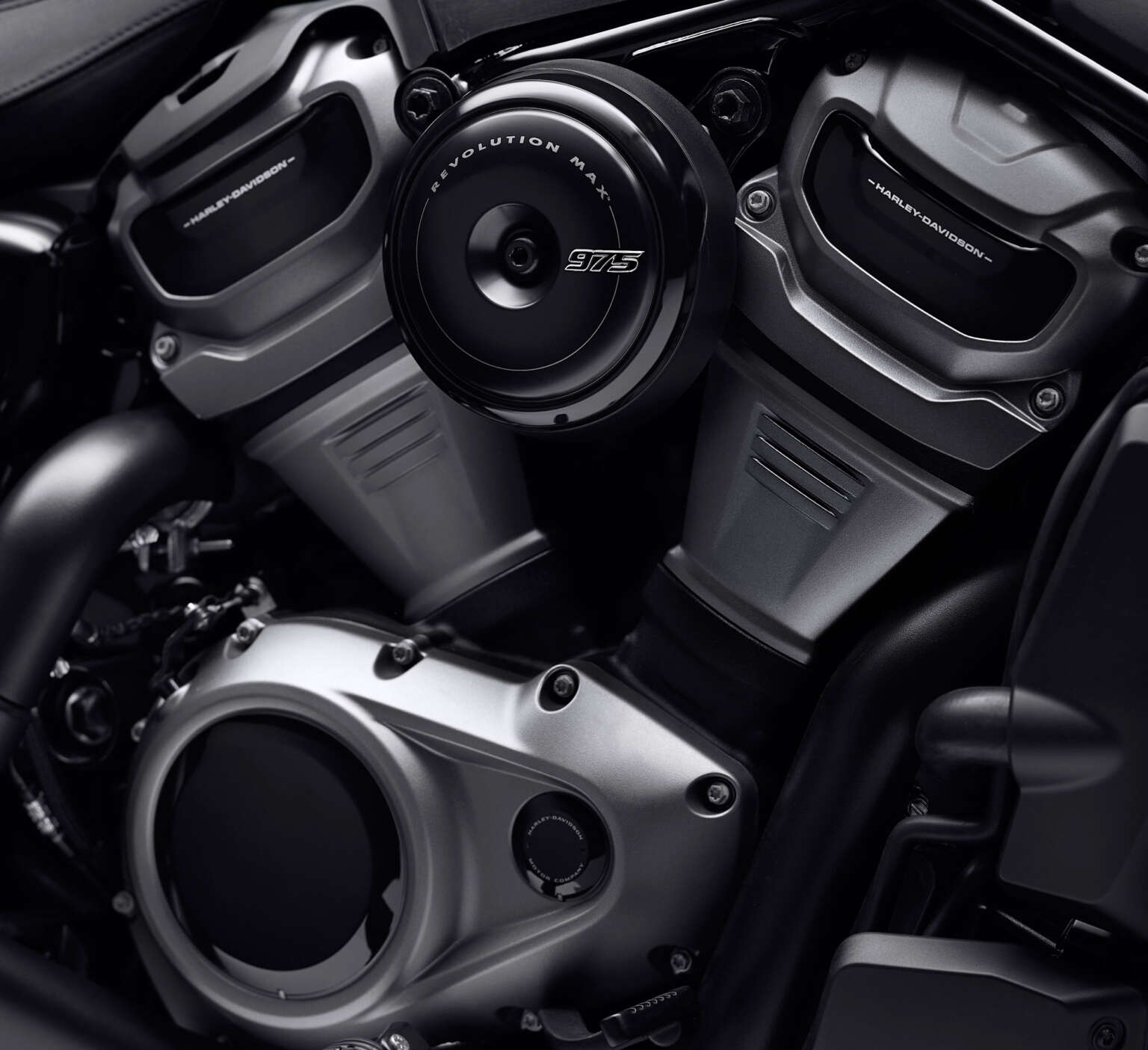 2022 Harley-Davidson Revolution Max 975T V-Twin Engine Guide | Total ...
