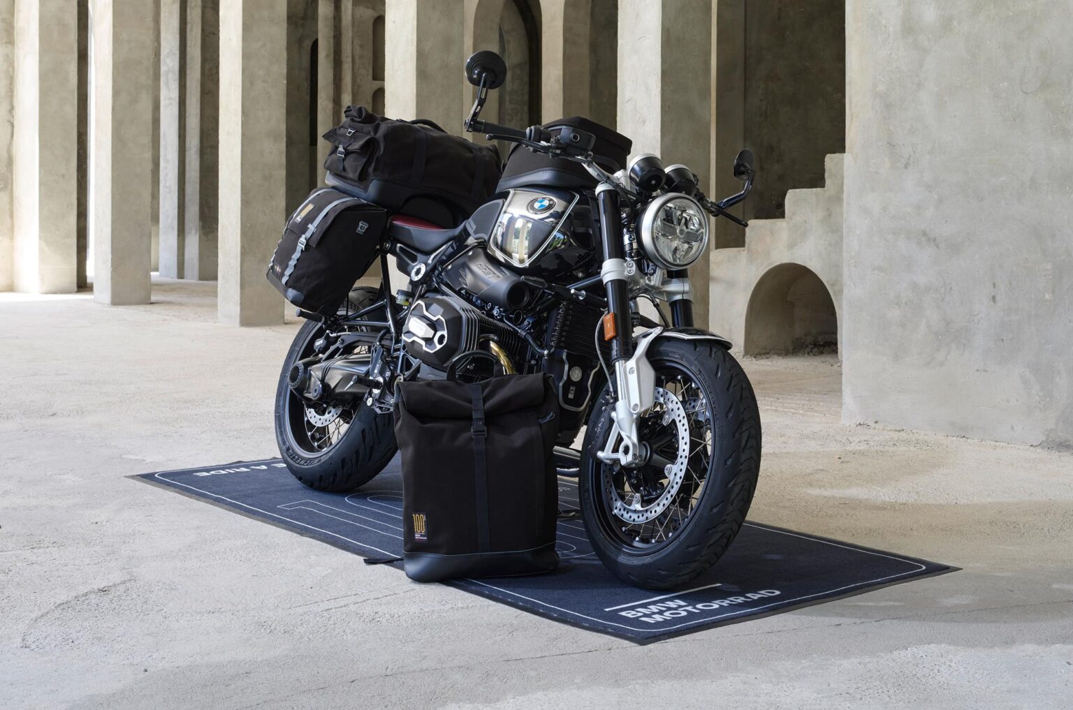2023 BMW R nineT 100 Years Guide | Total Motorcycle