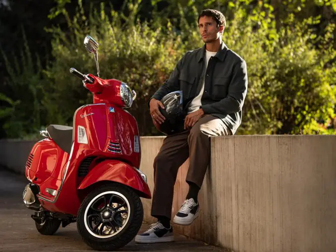 2023 Vespa GTS Super 300 Sport Guide | Total Motorcycle