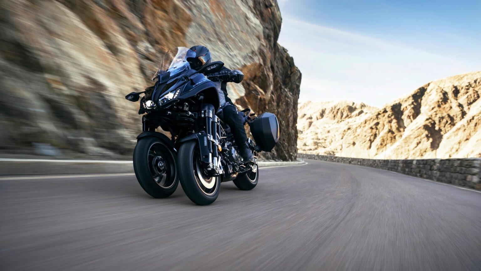 Beginner's Guide to Motorcycling: Motorcycle Trivia, Tests & Quiz!