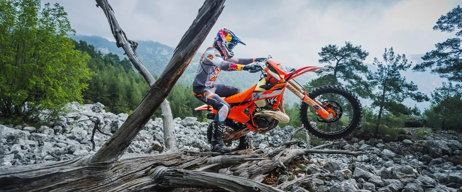 2024 KTM 300 XC-W HARDENDURO Guide | Total Motorcycle
