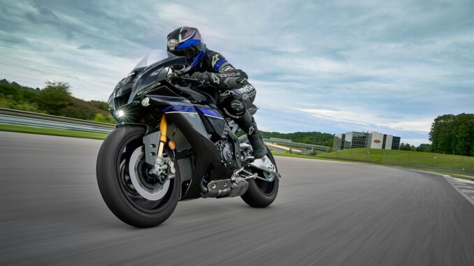 2024 Yamaha YZF-R1M Guide • Total Motorcycle