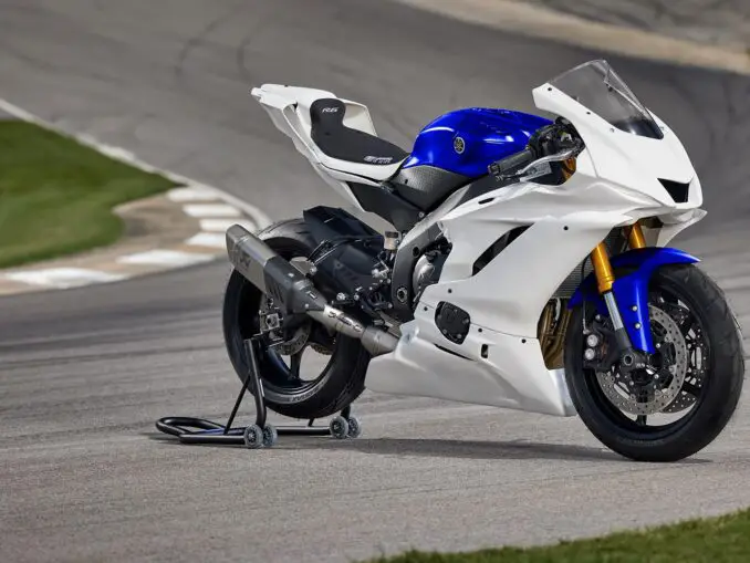 2024 Yamaha YZF-R6 Race Guide | Total Motorcycle