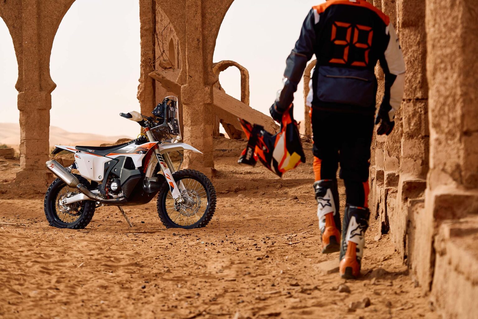 2025 KTM 450 Rally Replica Review | Total Motorcycle