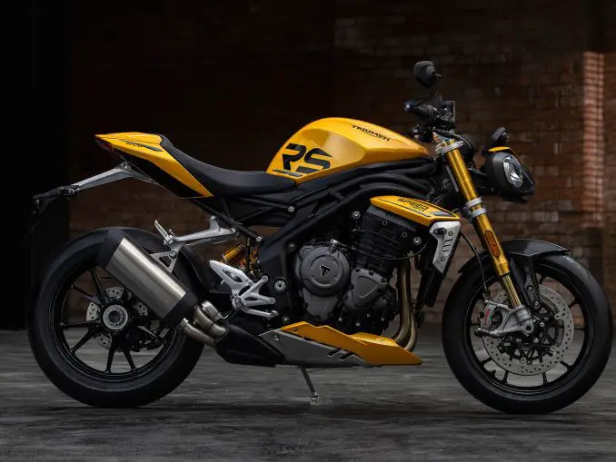 2025 Triumph Street Triple 765R Review | Total Motorcycle