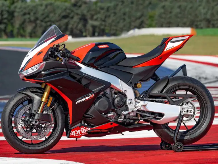 2024 Aprilia RSV4 Factory SE-09 SBK 1100 Guide | Total Motorcycle
