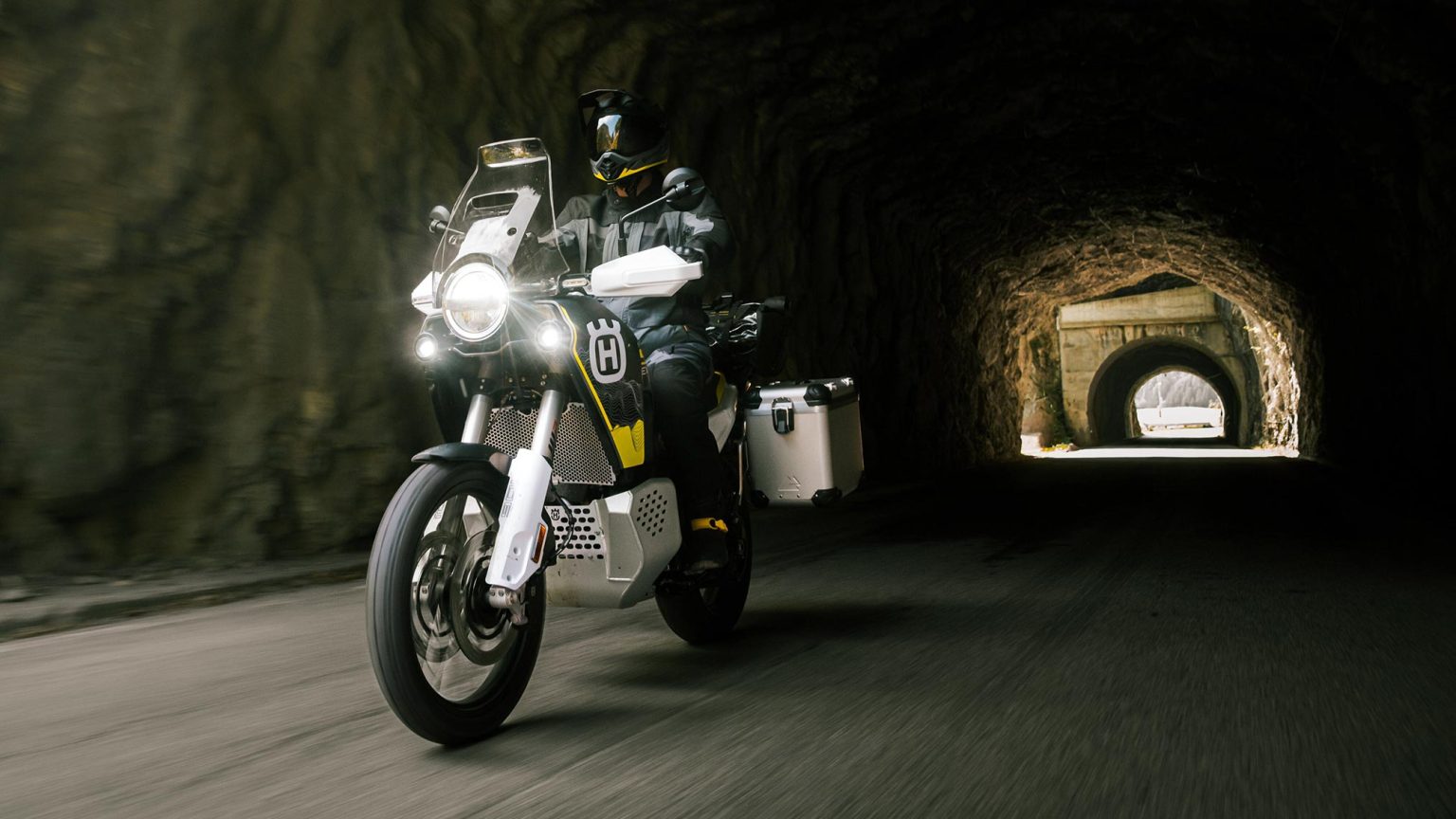 2025 Husqvarna Norden 901 Expedition Review | Total Motorcycle