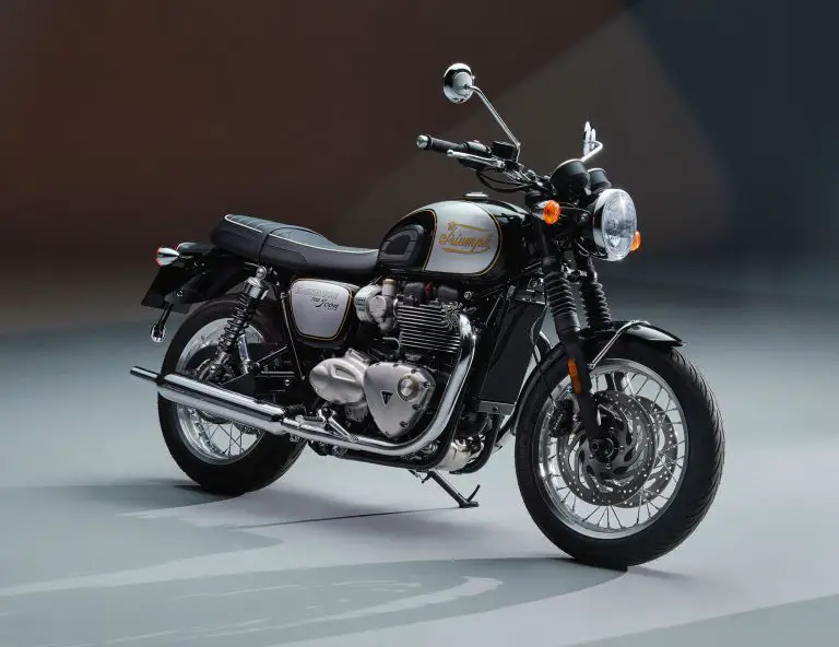 2025 Triumph Bonneville T120 Icon Edition Review | Total Motorcycle