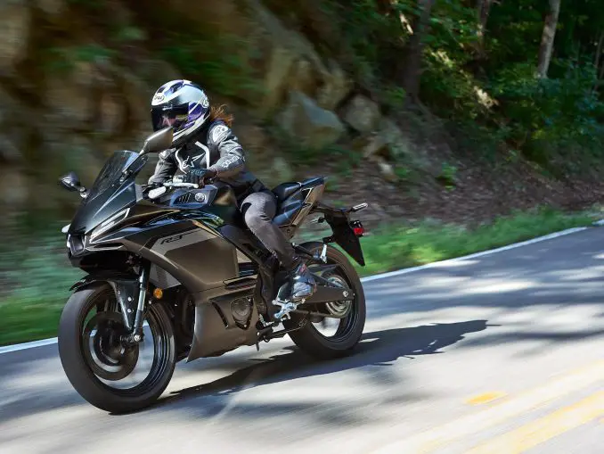 2025 Yamaha YZF-R125 Review | Total Motorcycle