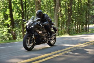 2025 Yamaha YZF-R7 Review | Total Motorcycle