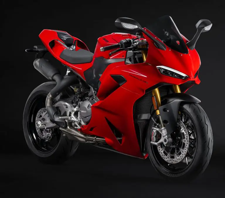 2025 Ducati Panigale V2S Review | Total Motorcycle