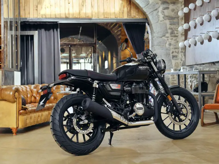 2025 Honda CB750 Hornet Review | Total Motorcycle