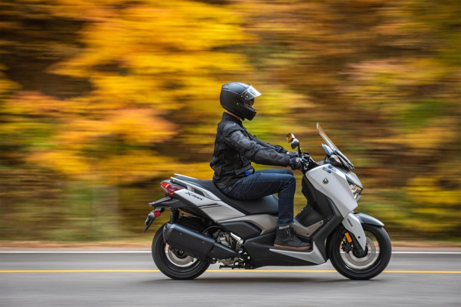2025 Yamaha XMAX Review | Total Motorcycle
