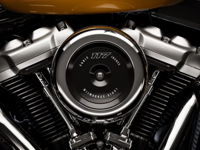 2025 Harley-Davidson Milwaukee-Eight 117 Custom Engine Review | Total ...