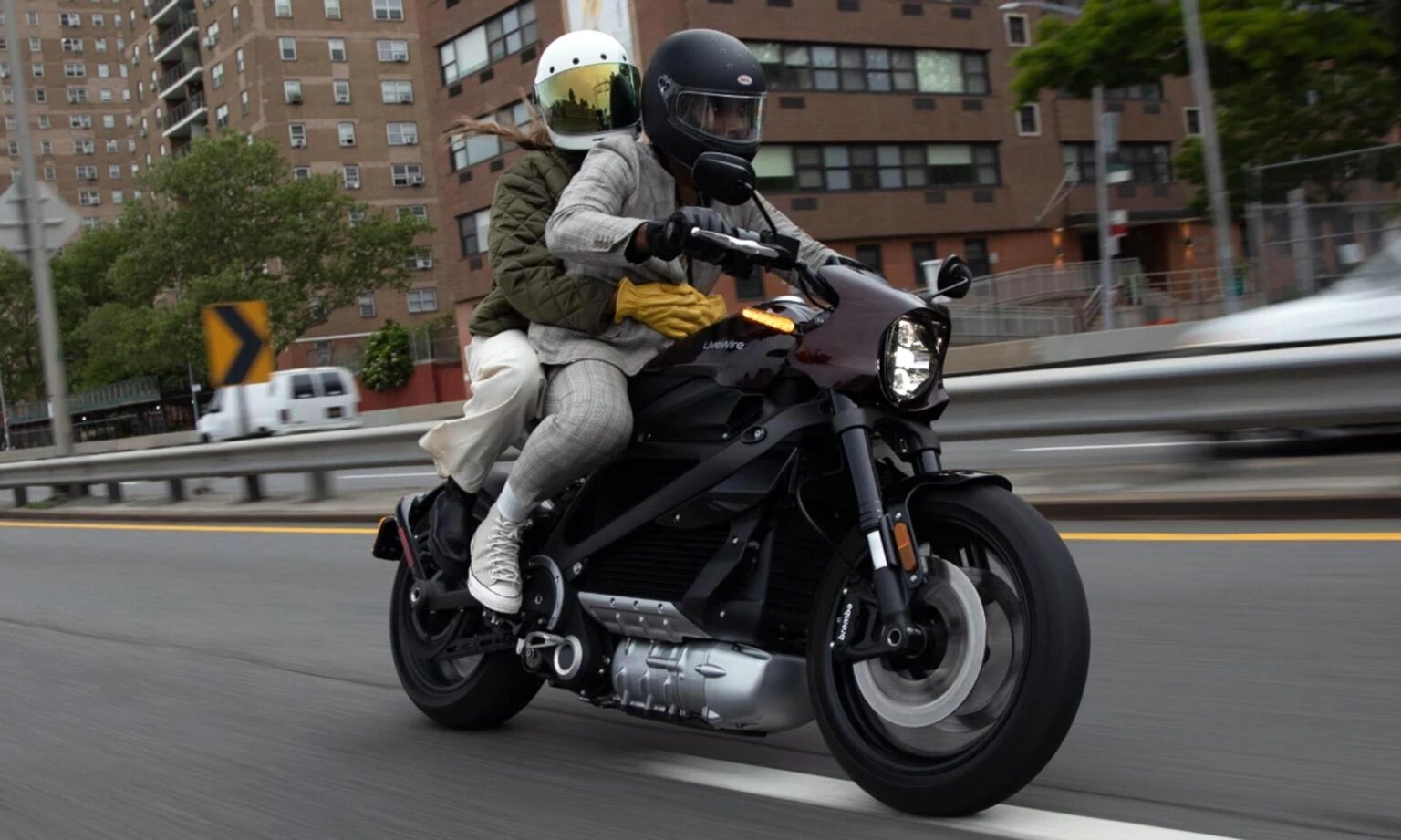 2025 LiveWire One Guide | Total Motorcycle