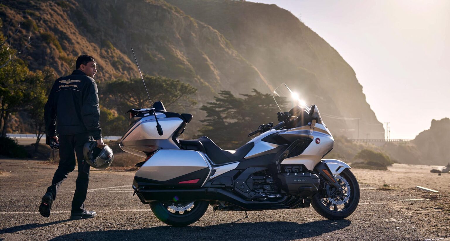 2025 Honda Gold Wing DCT Review | Total Motorcycle