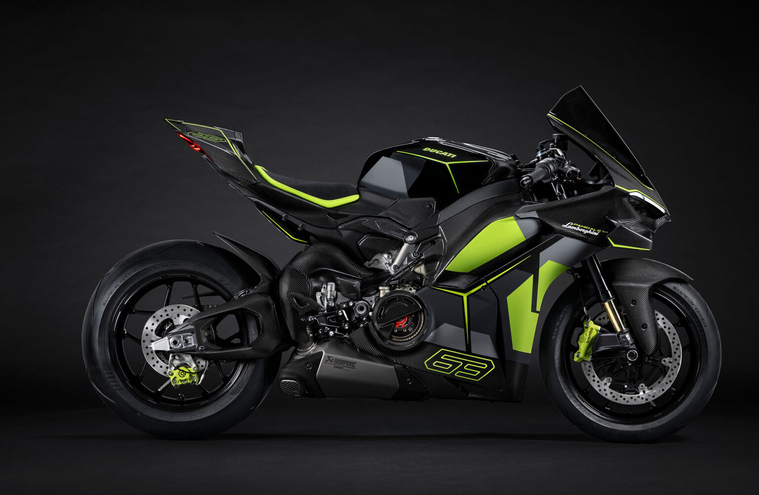 2026 Ducati Panigale V4 Lamborghini Speciale Clienti Review | Total ...
